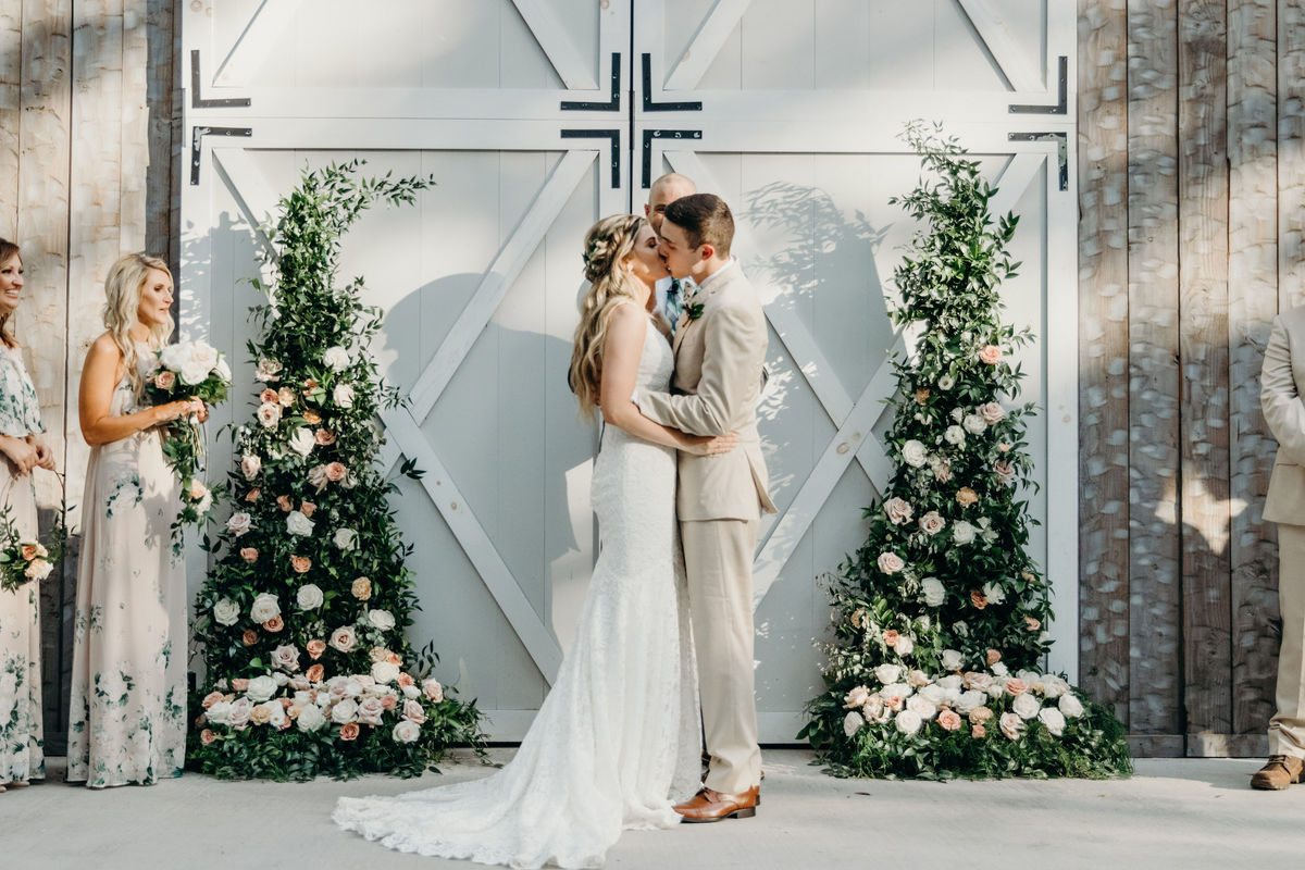 Rashell Garcia | Putnam Flower Channel